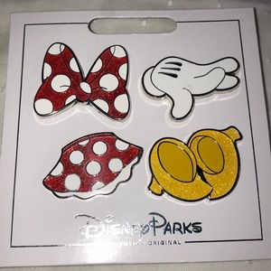 Disney | Jewelry | Nwtdisneys Minnie Mouse 4 Piece Pin Set | Poshmark